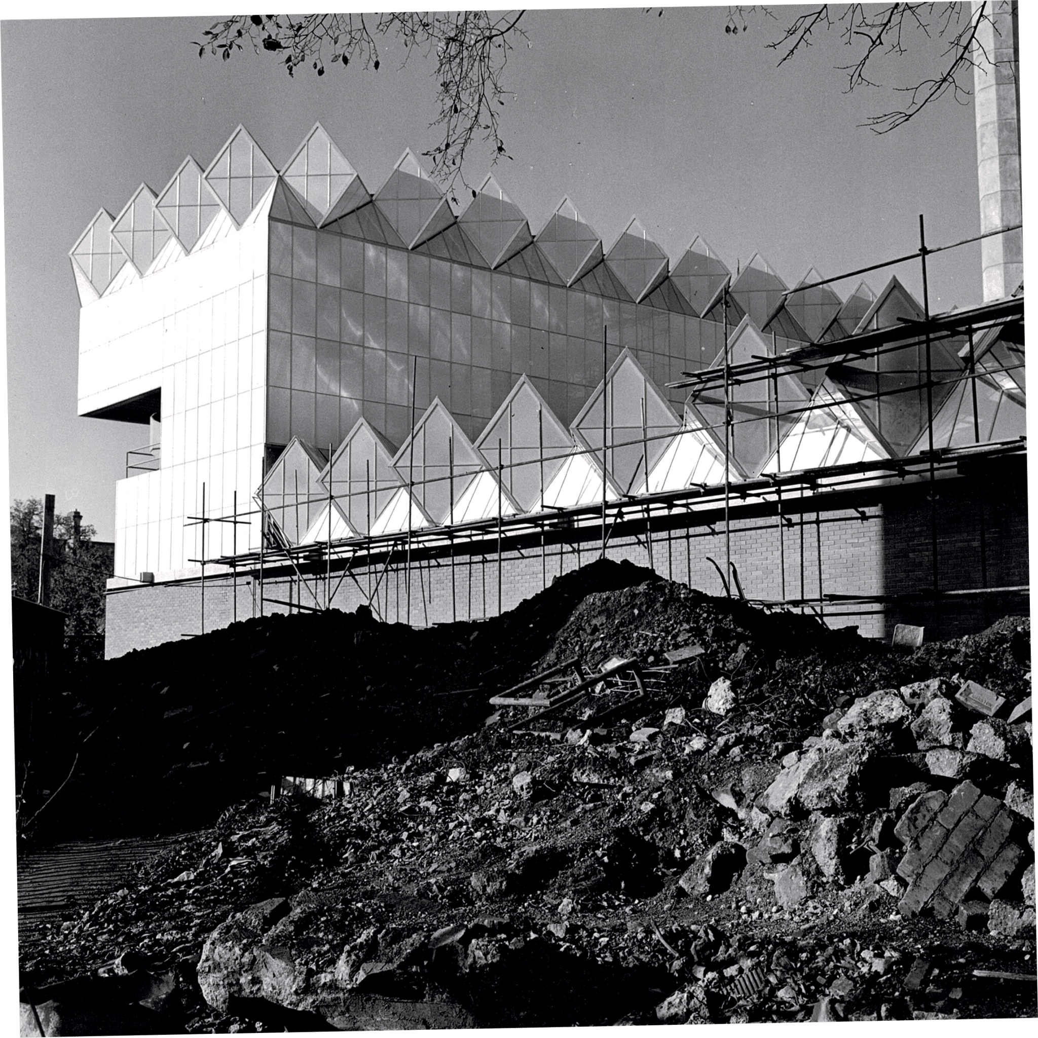 Leicester Engineering Building: Under Construction – Drawing Matter