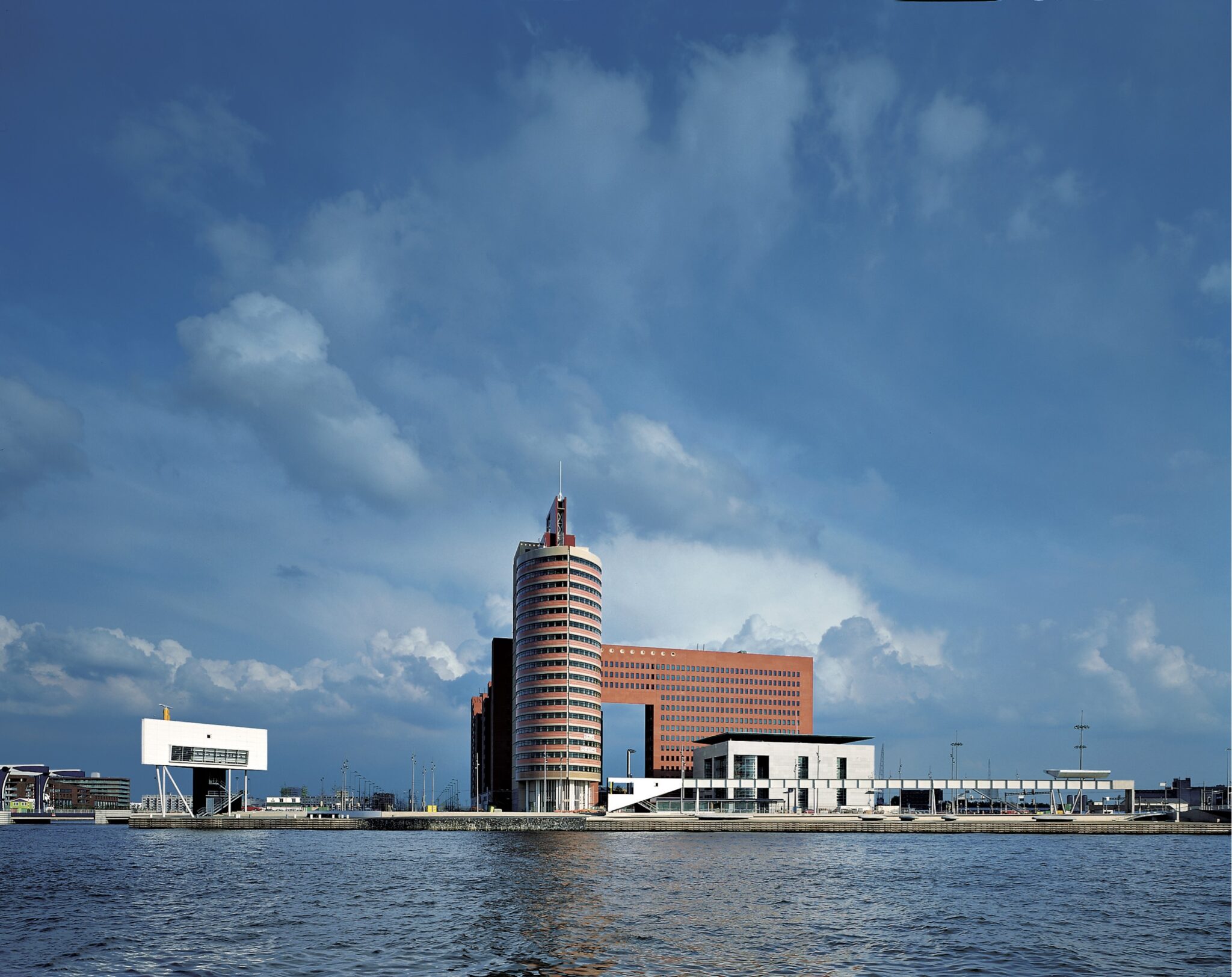 Landing Square Scenarios: The Wilhelmina Pier & Luxor Theatre – Drawing ...